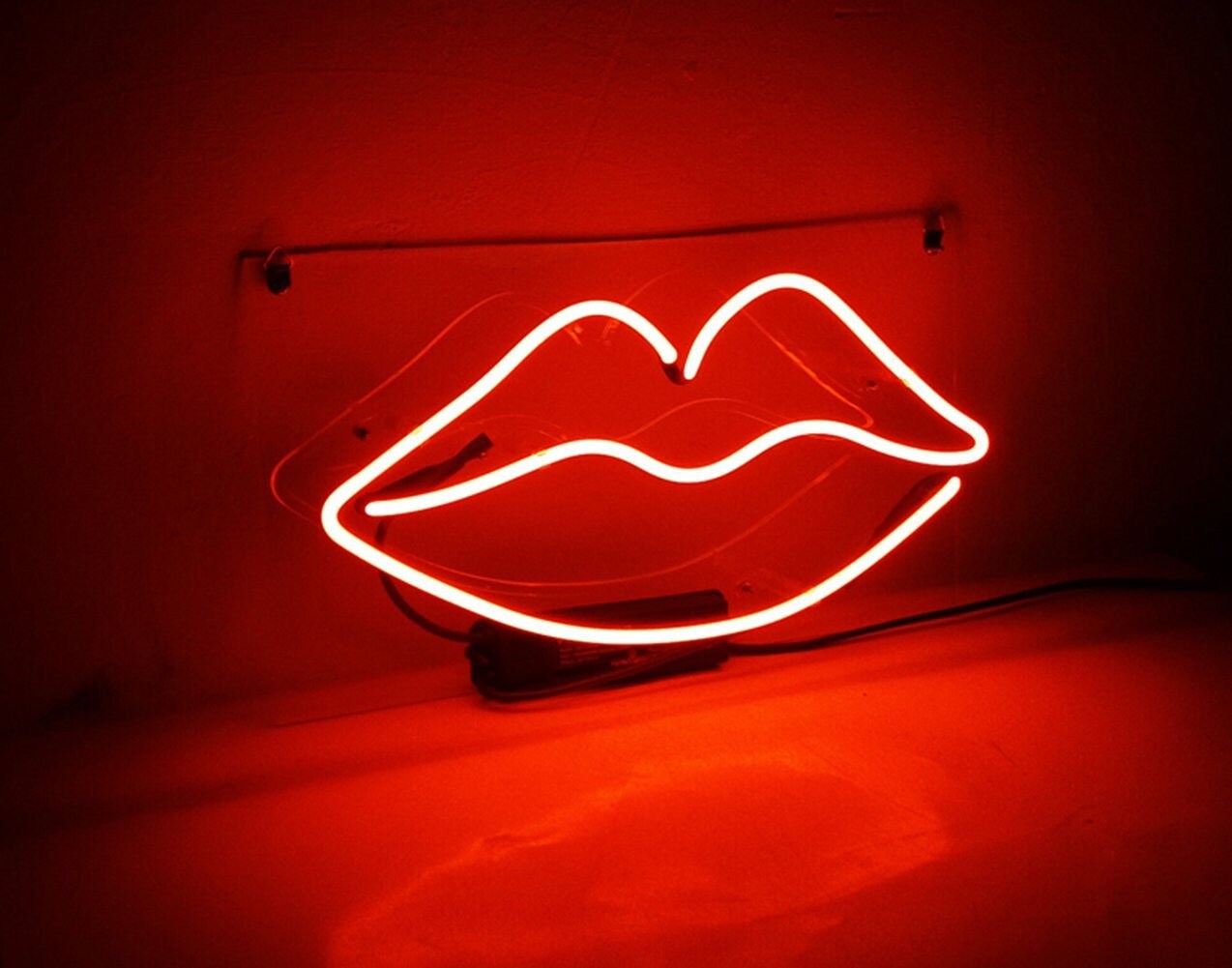 Beautiful Kiss Lips Bedroom Decor Light Art Neon Sign - Etsy