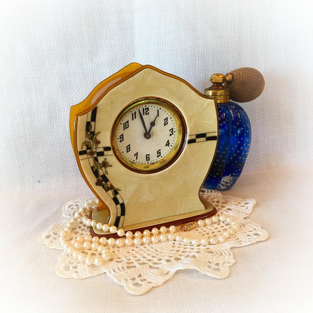 Art Deco Butterscotch Bakelite Mantel Clock C1930s - Etsy