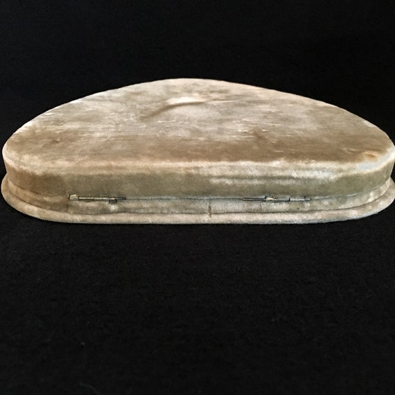 1920’s Velvet and Silk Jewelry Box, Presentation Box,… - Gem