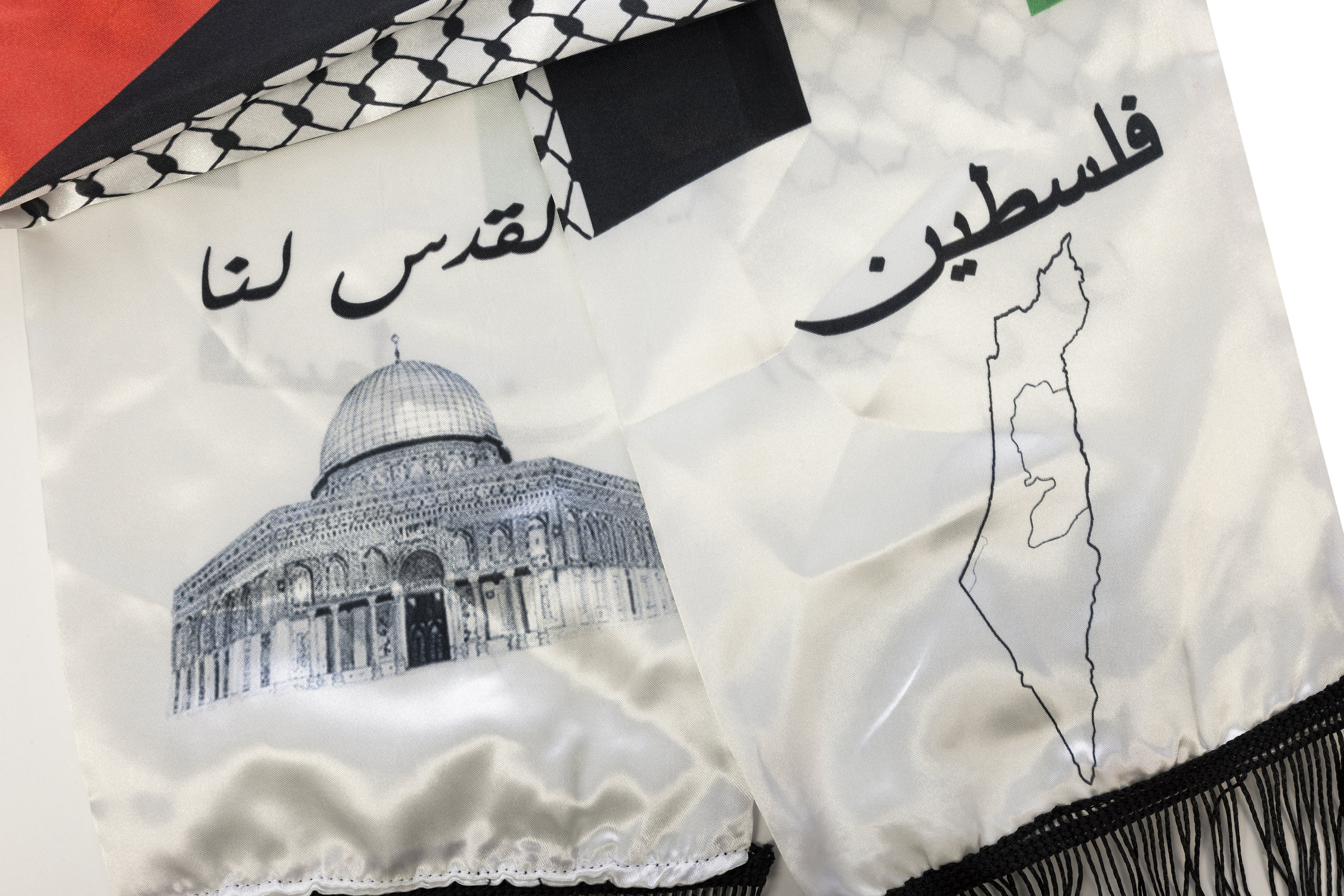 Palestine Flag Keffiyeh Al Aqsa Scarf Neck Warmer With Black Tassel's ...