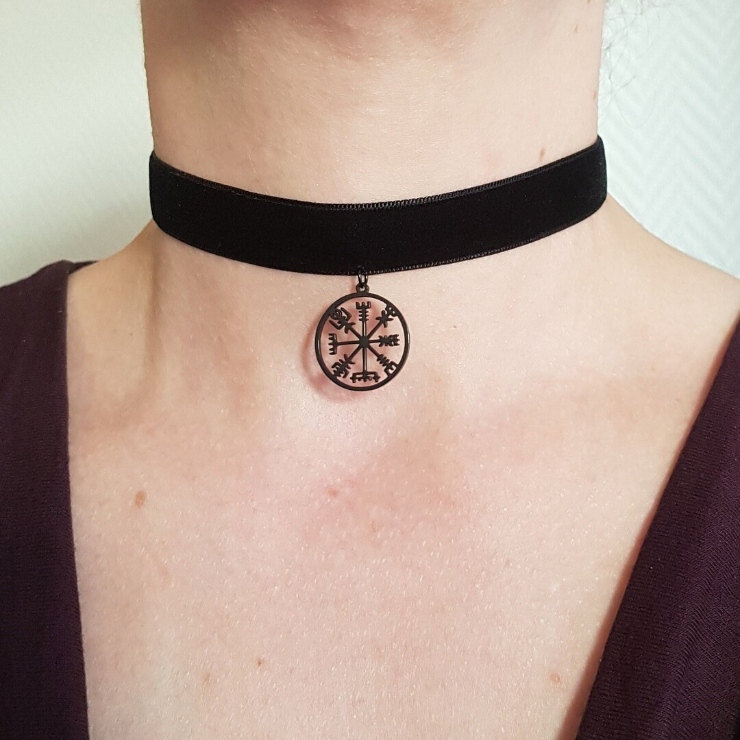 Choker With Vegvisir, Viking Compass, in Black Velvet and Stainless ...