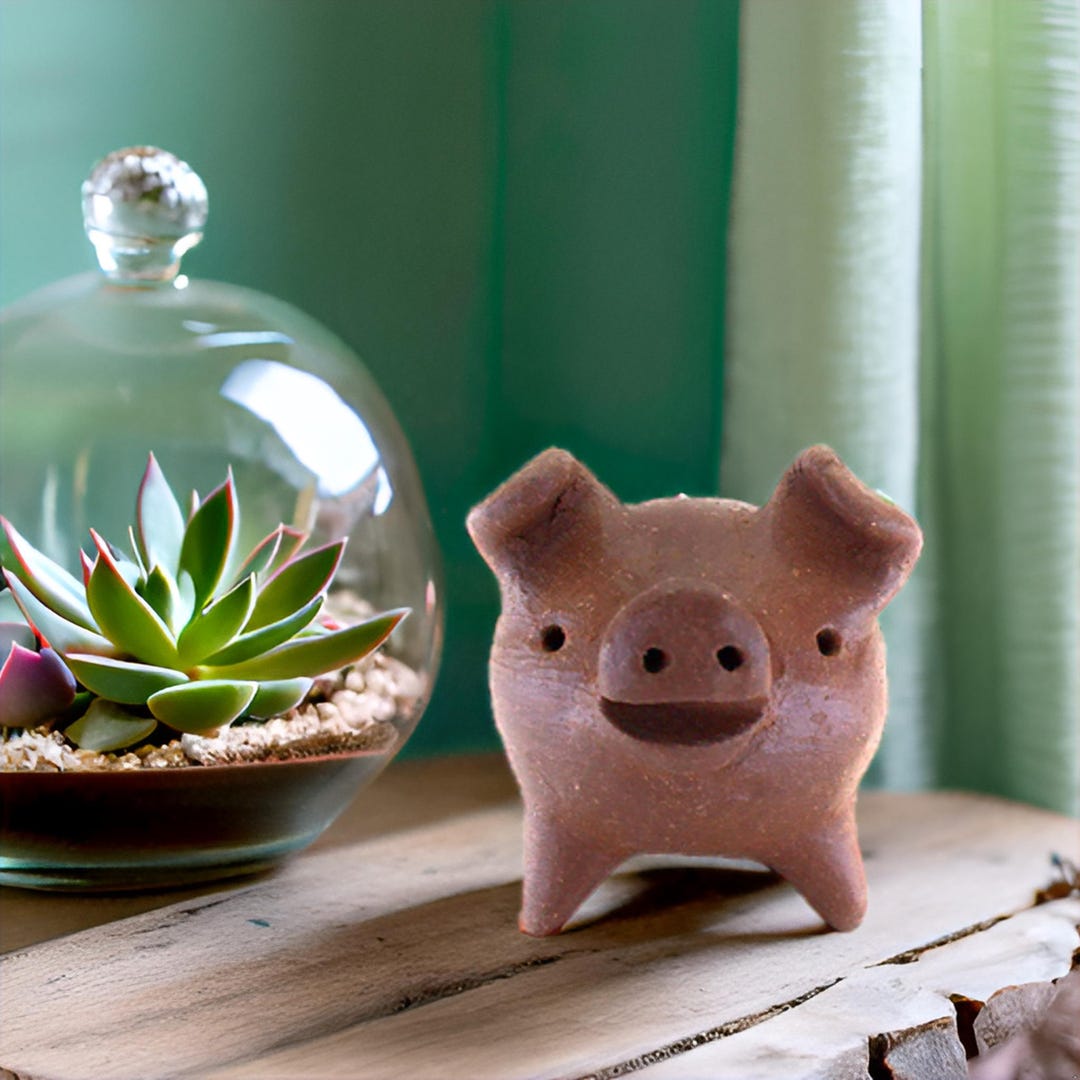 Lucky Token Chanchito 3 Legged Pig --- Info Card Included! --- Good ...