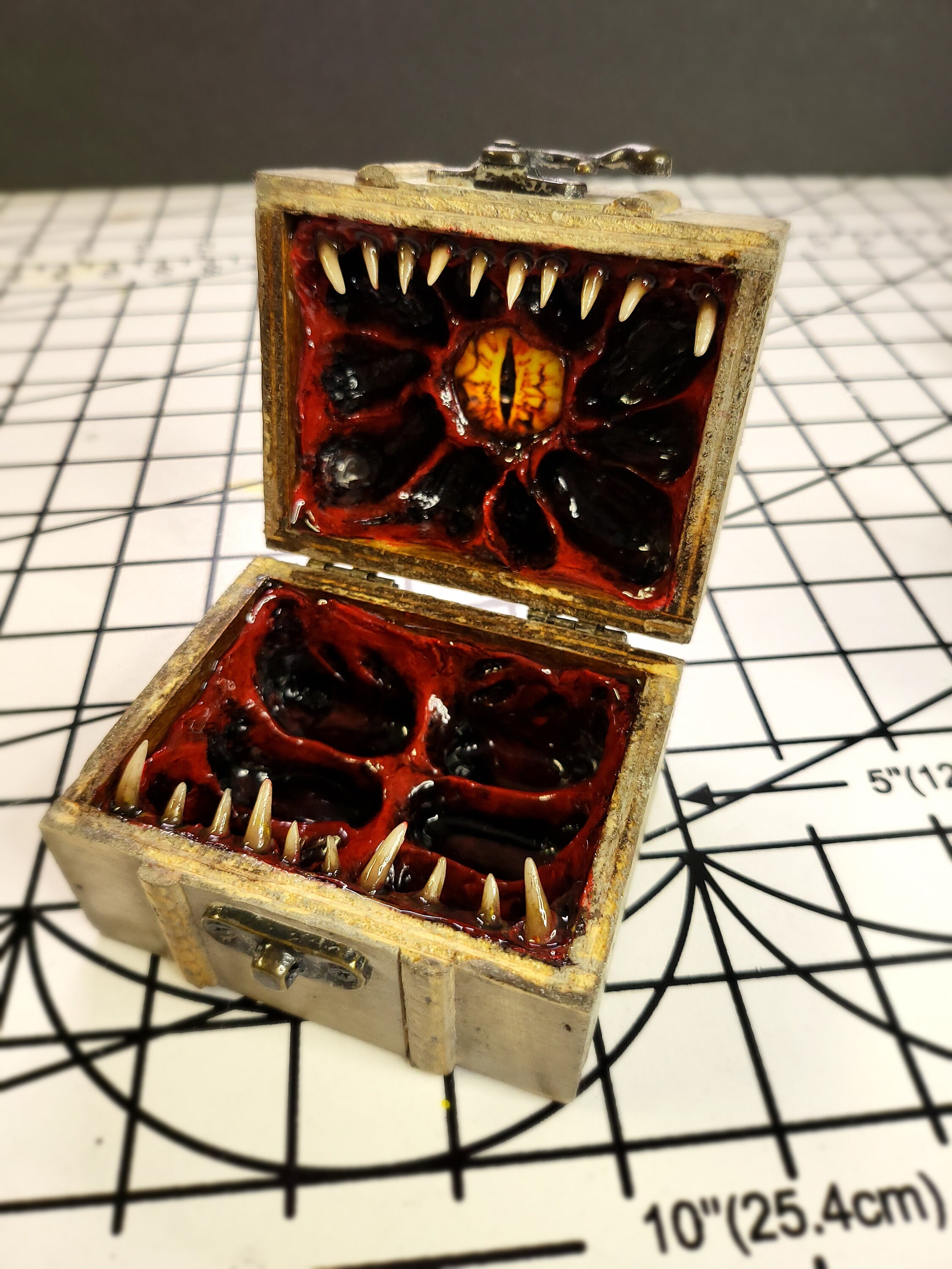 Open Lung Style Mimic - Small White Mimic Dice Box - Etsy