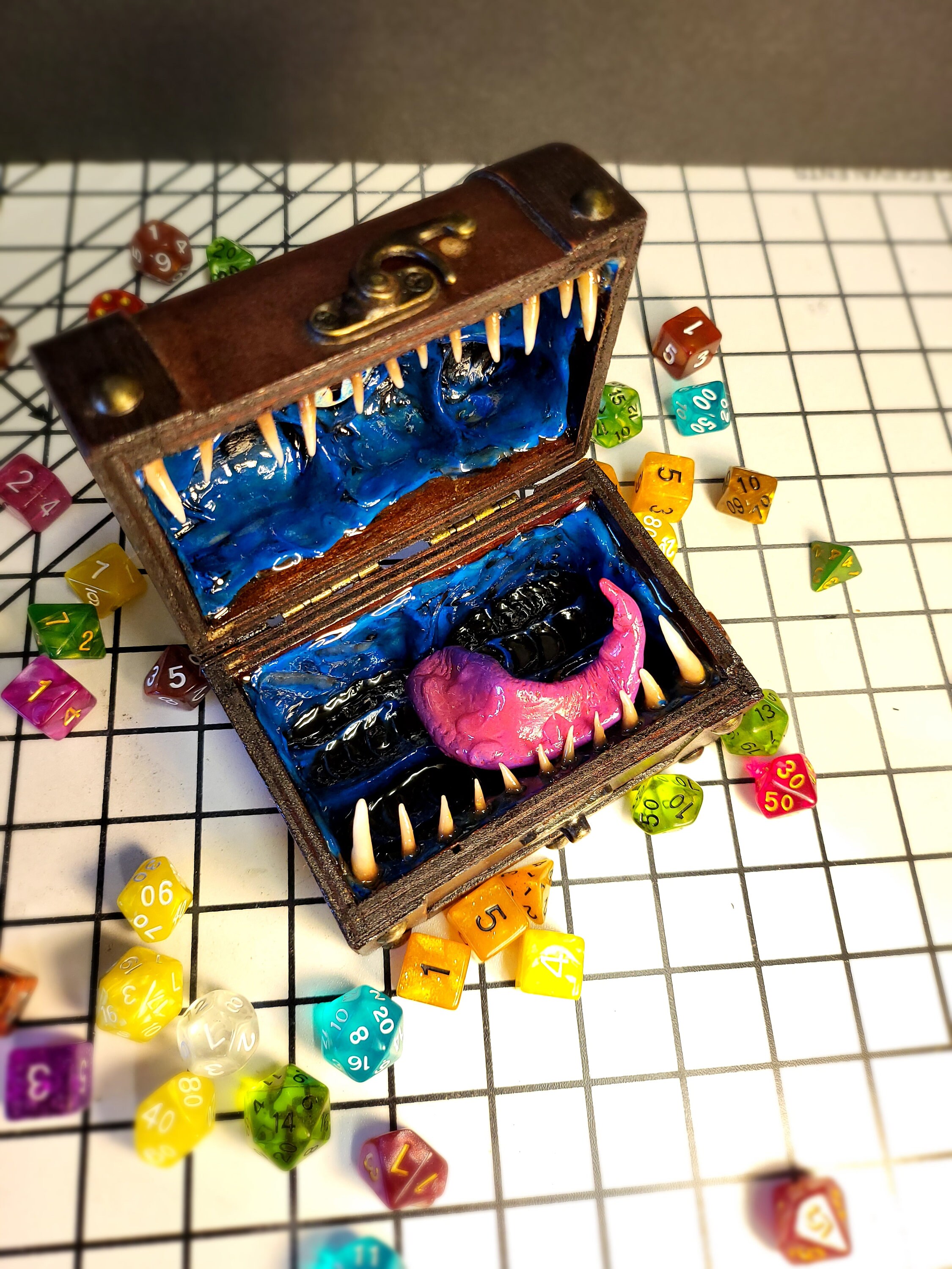 UV Blue Glow Red Brown Arched Wood Mimic Box - Etsy