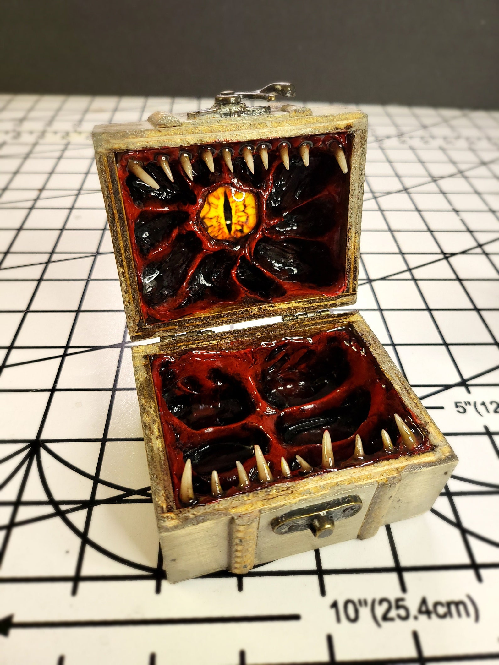 Open Lung Style Mimic - Small White Mimic Dice Box - Etsy