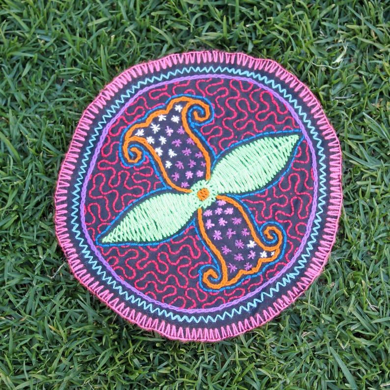 Shipibo Embroidered Altar Cloth | Peruvian Shaman Art | 23 Cm in ...