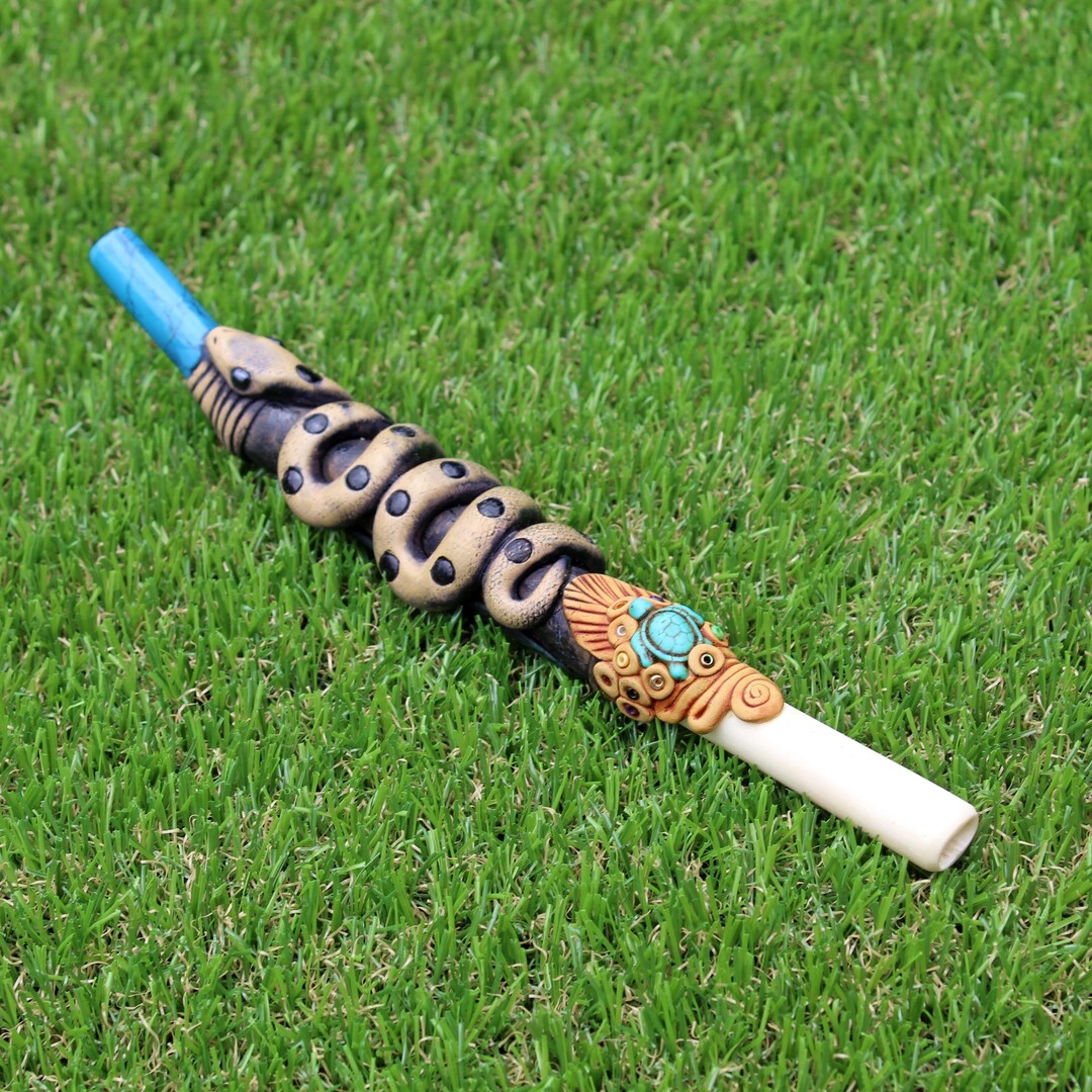 Tepi Applicator Made of Llama Bone and Peruvian Turquoise | Decorated ...