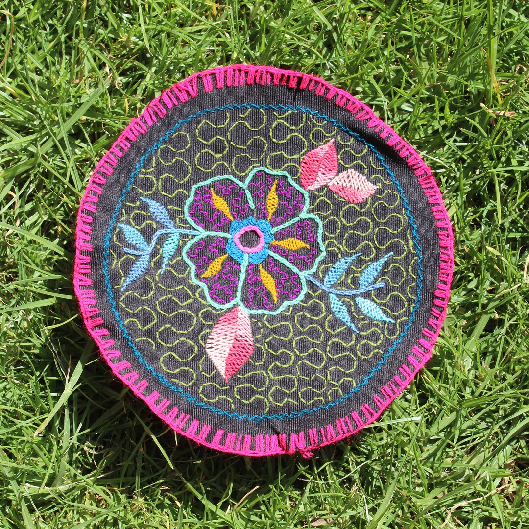 Shipibo Altar Cloth Made by Shipibo Female Shaman | 24 Cm in Diameter ...