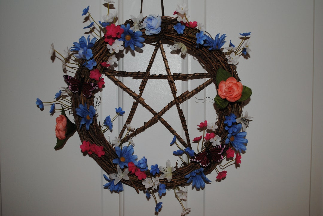 Pentacle Wreath - Handmade - Etsy
