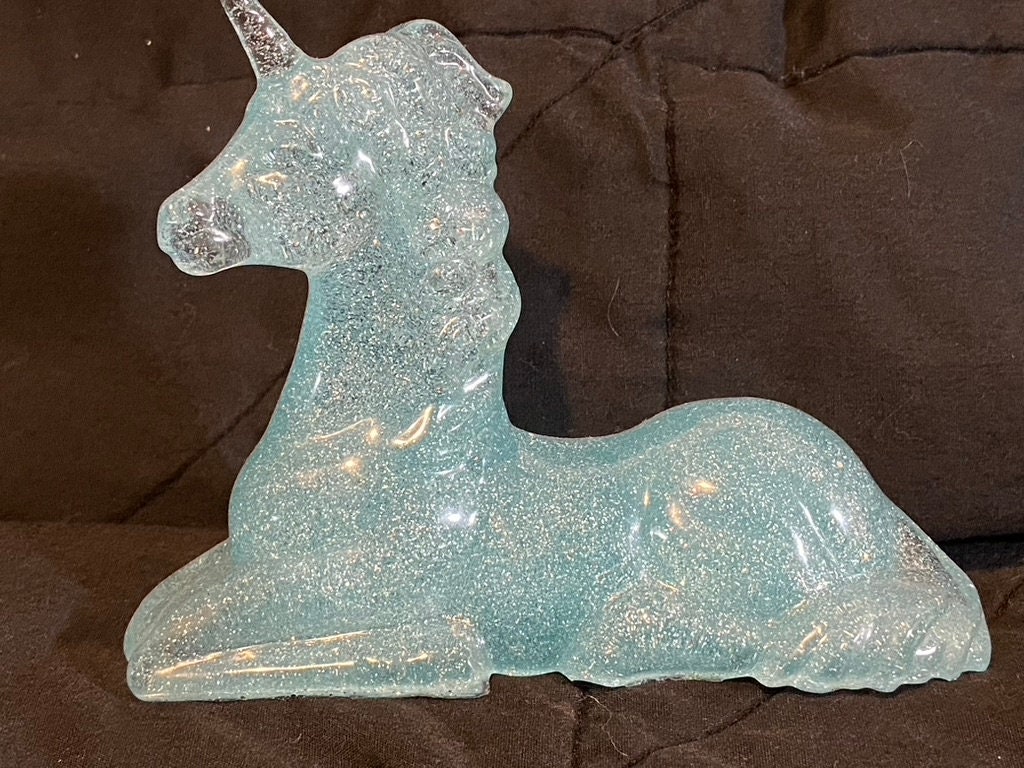 Unicorn - Custom Resin Statue - Etsy
