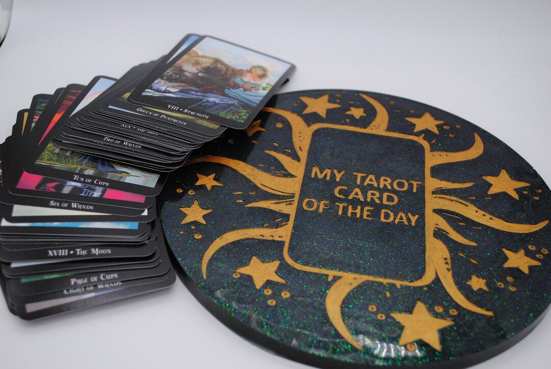 Tarot of the Day Altar Divination Plate - Etsy