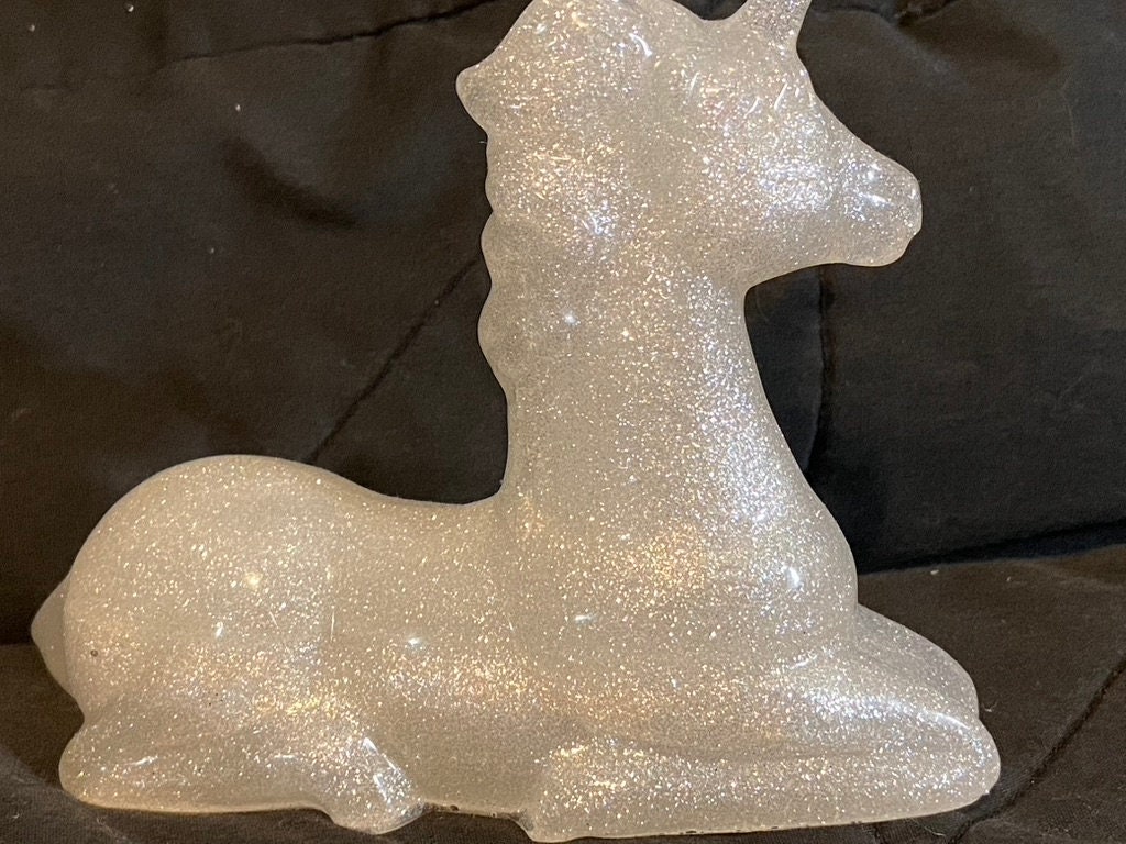 Unicorn - Custom Resin Statue - Etsy