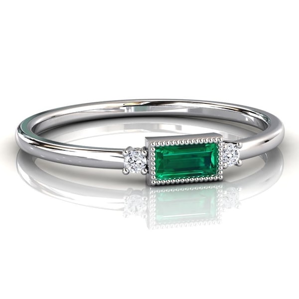Emerald Stacking Ring - Etsy