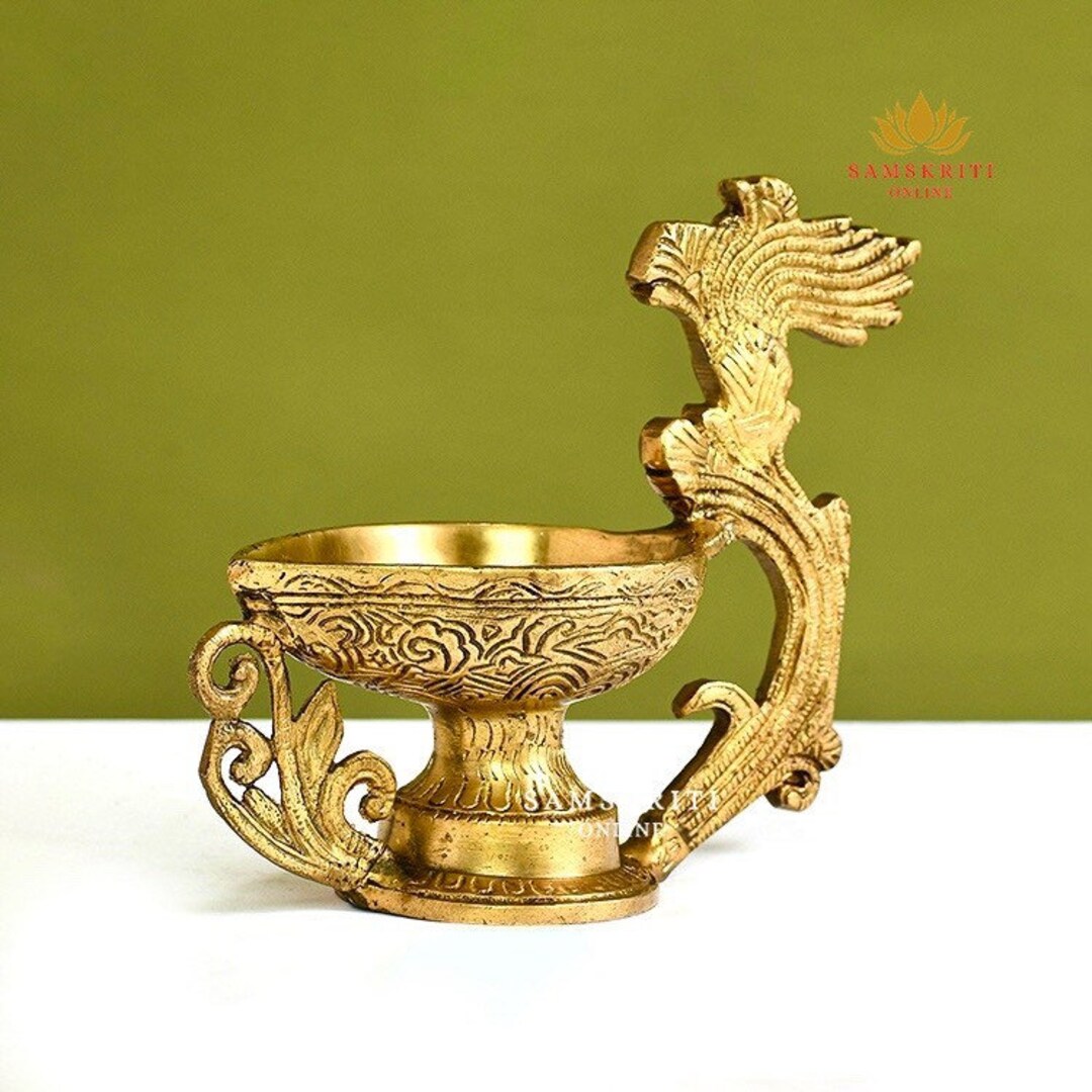 Brass Diya With Handle for Home Temple, Big Oil Wick Pooja Aarti Diya ...