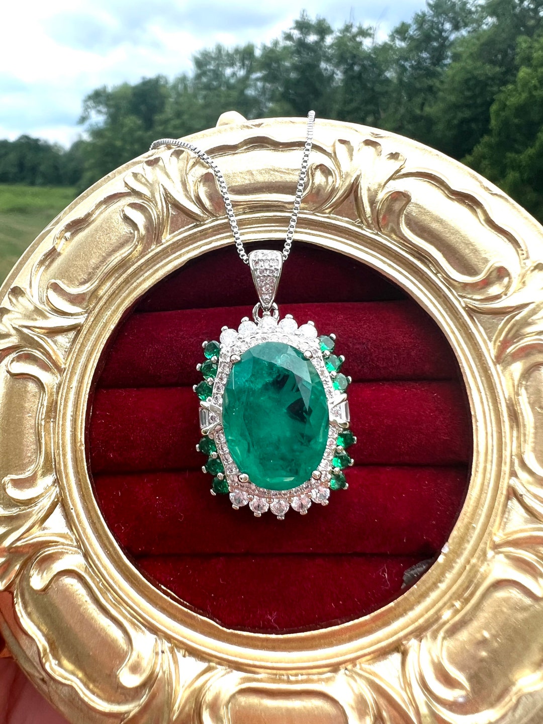 7ct Jumbo Size Super Star Emerald Green Pendant Luxury Vibrant Green ...