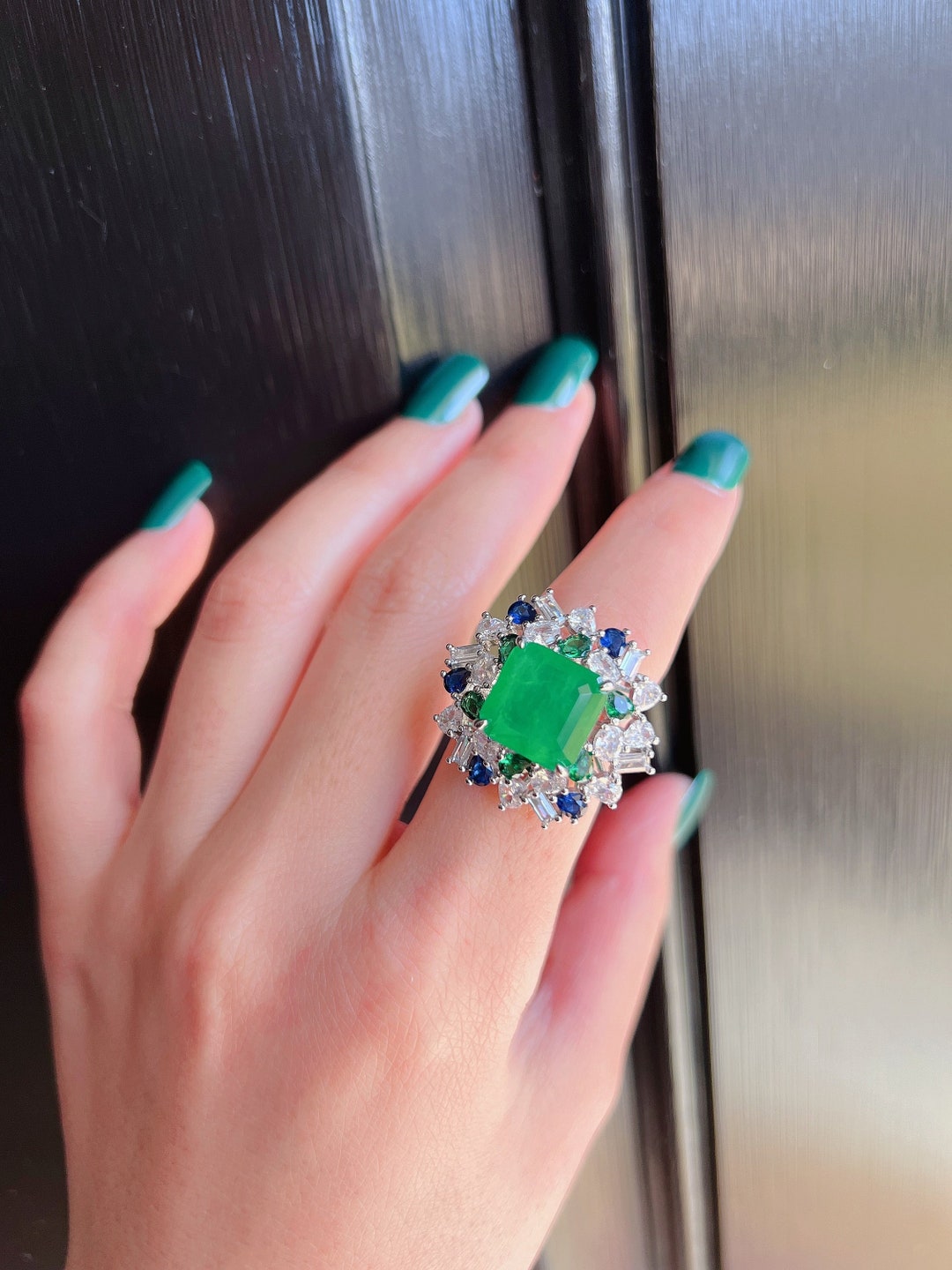 EMERALD Green/forest RING Classic Halo Luxury Vibrant Emerald Green ...