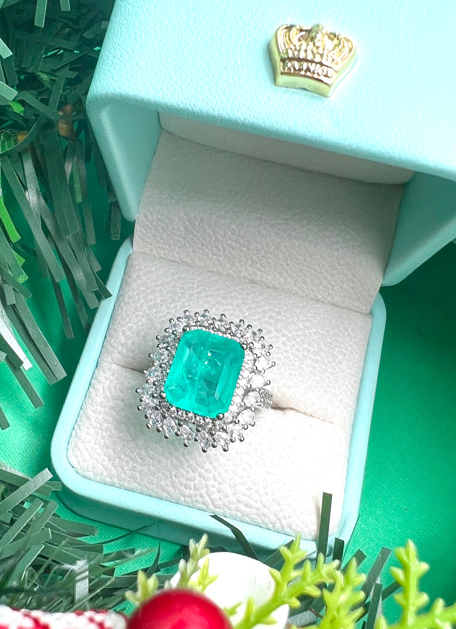 PARAIBA Blue/ocean Blue Halo Vintage Ring, Magnificent Exotic Neon Blue ...