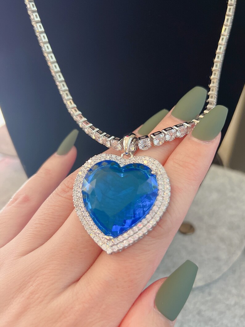 Aquamarine Blue/ocean Blue Titanic Blue Heart Pendant Magnificent ...