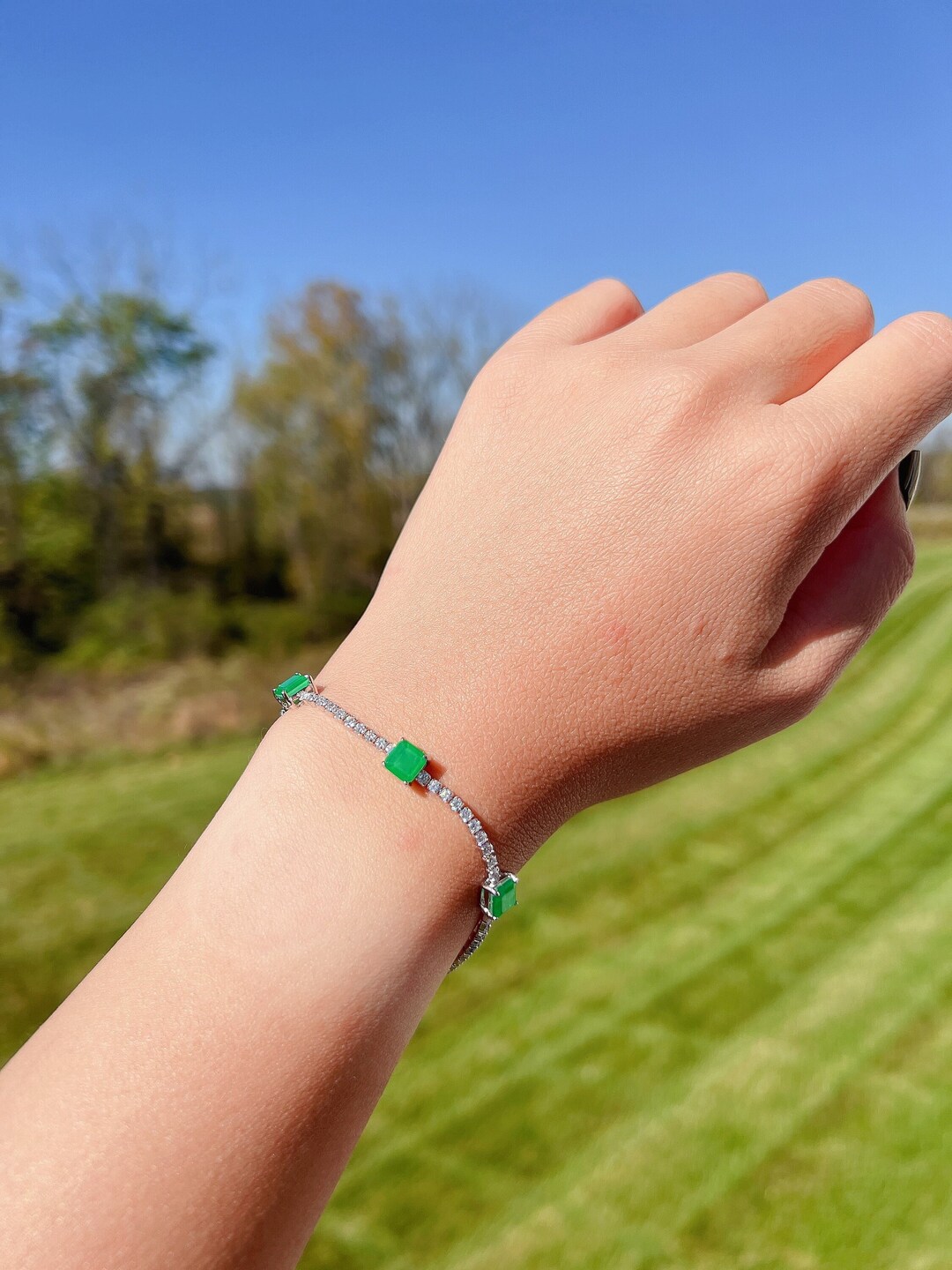 EMERALD Green Braclet Floarl Luxury Vibrant Green Emerald Halo Bracelet ...
