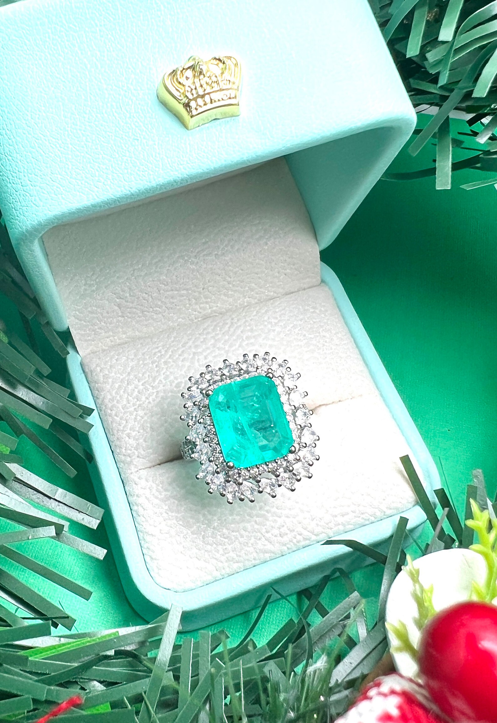 PARAIBA Blue/ocean Blue Halo Vintage Ring, Magnificent Exotic Neon Blue ...