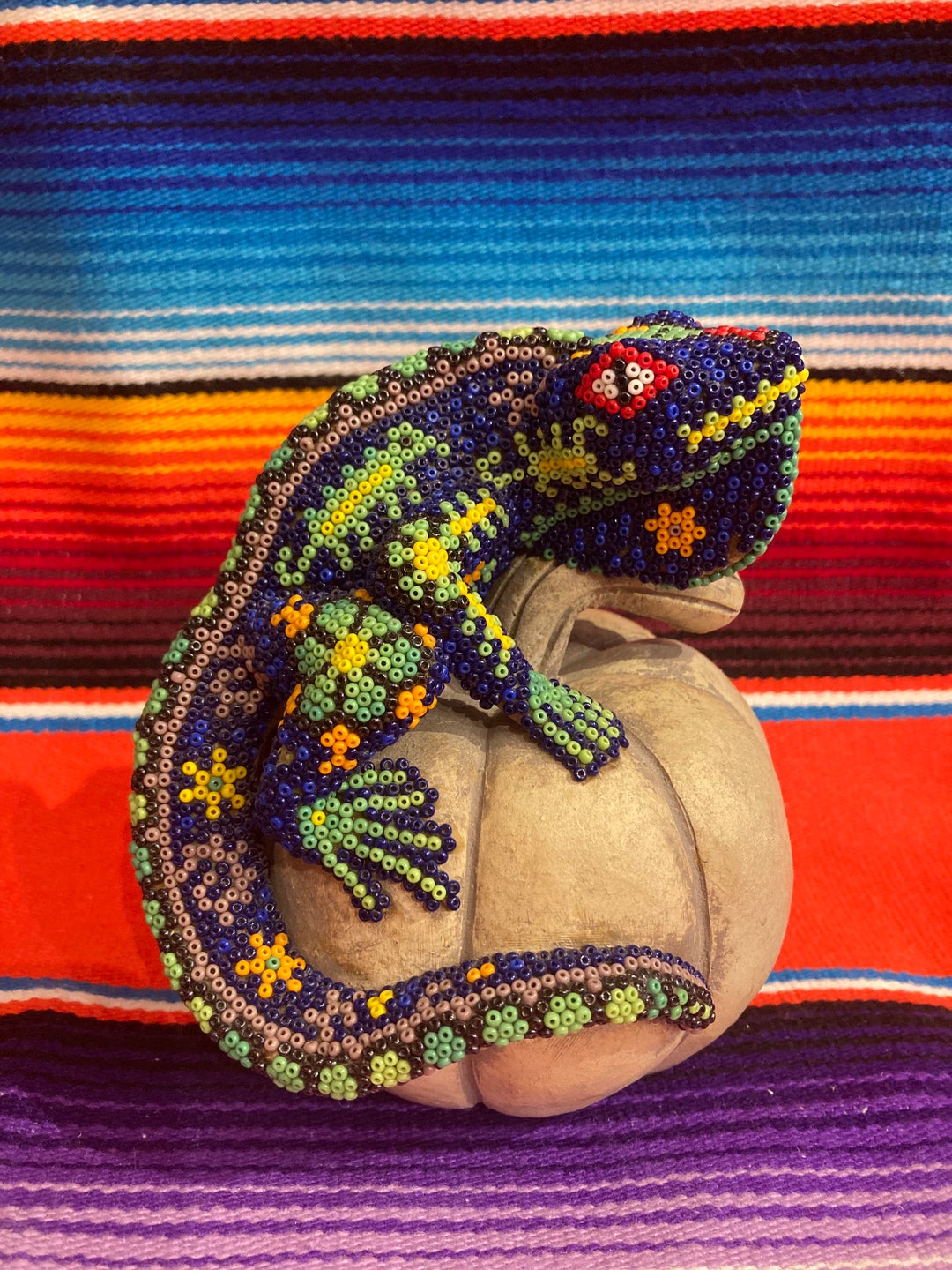 Handcrafted Huichol Beaded Gecko on Gourd - Etsy