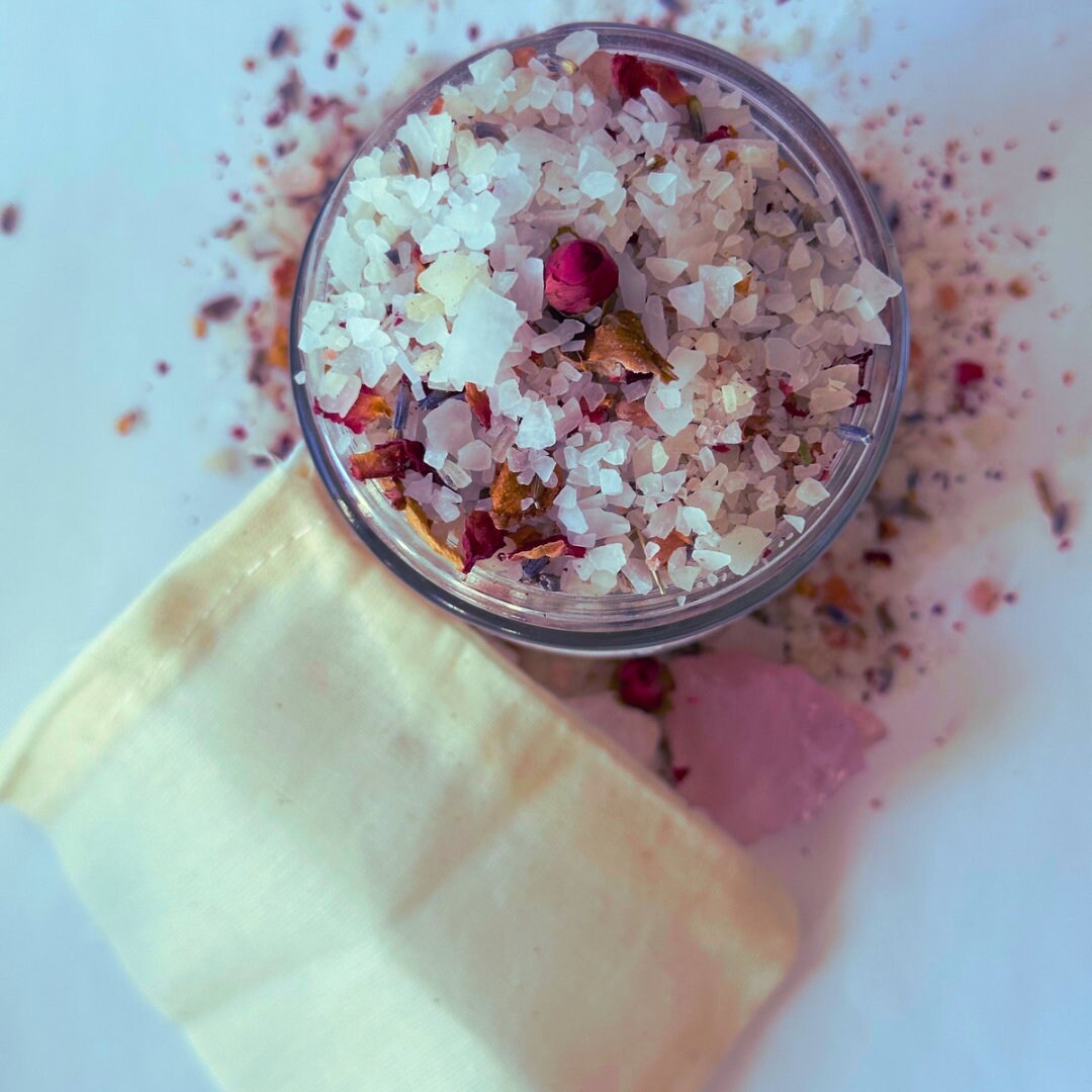 Heart Healing Bath Salt, Magnesium Flakes, Himalayan Pink Salt ...
