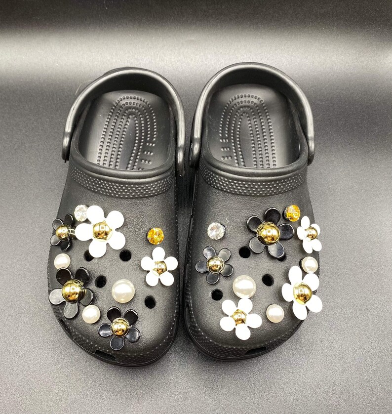 Crocs Charms Flower and Diamond and Pearl 20pcs Set. Charms | Etsy