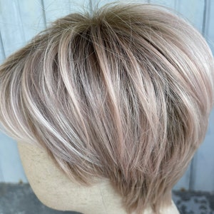 Short White Blonde Rooted Wig With Fun Pastel Pink Tones Heat Resistant ...
