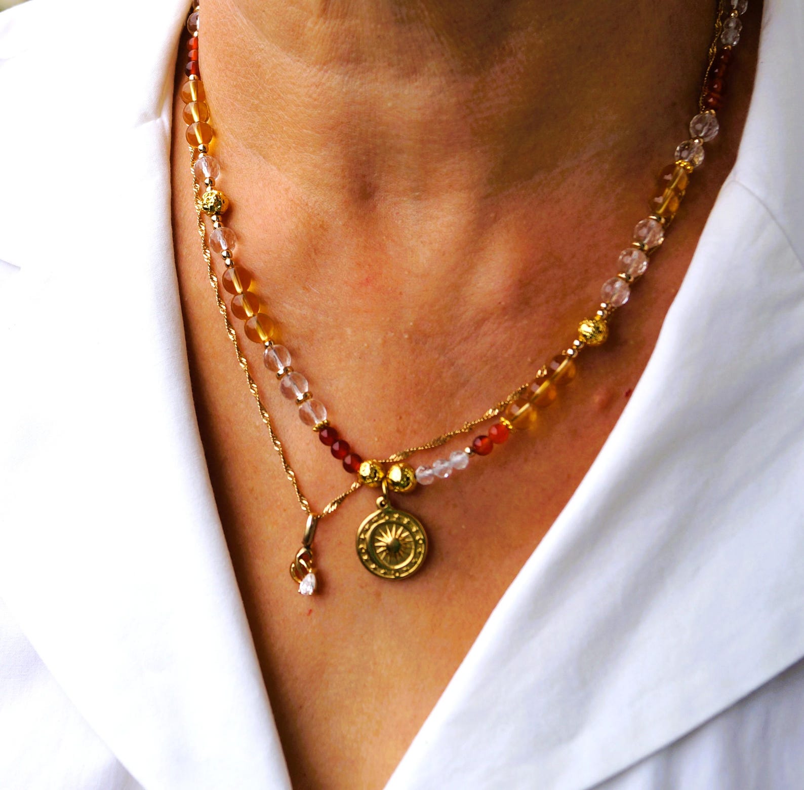 Collier en citrine, quartz et cornaline avec pendentif en acier ...