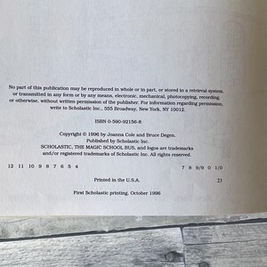 The Magic School Bus Out of This World A Book About Space Rocks 1996 - Etsy