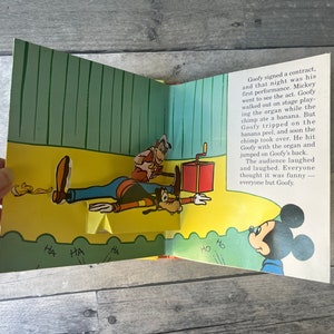 Goofy and the Chimp A Mini Pop-up Book Walt Disney 1979 - Etsy