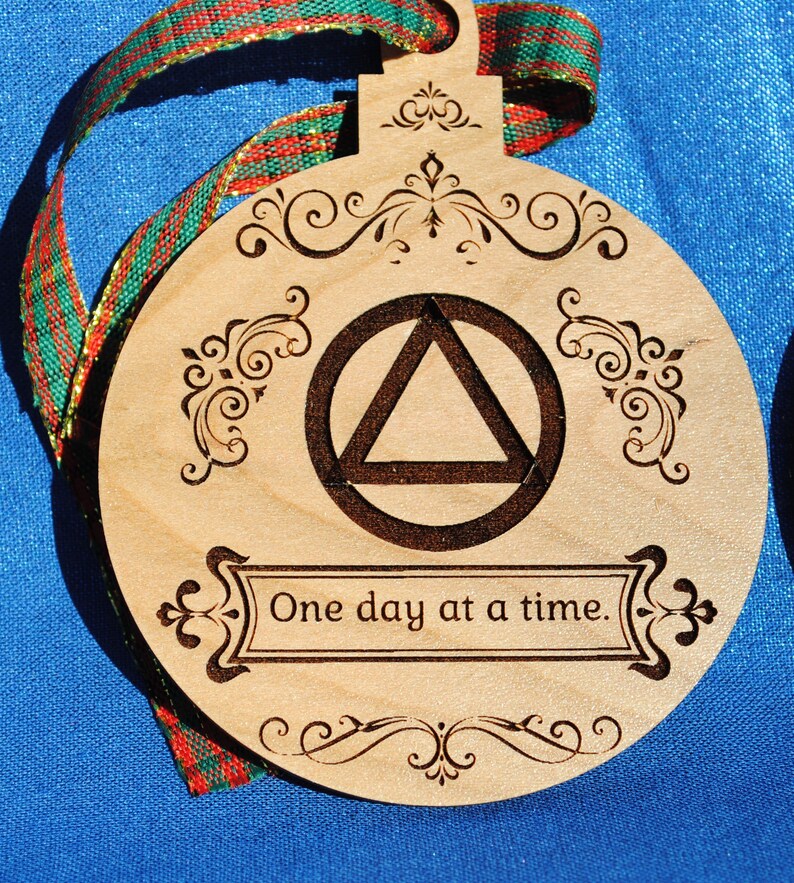 Alcoholics Anonymous: Set of 4 Christmas Ornaments, AA Symbol & 4 ...