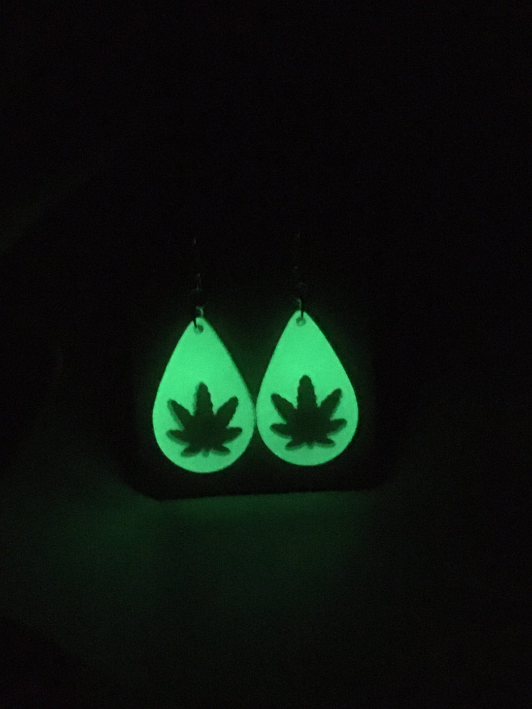 Glow in the Dark Weed Marijuana Cannabis Leaf Green Dangle - Etsy