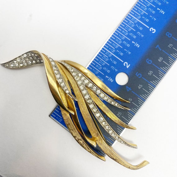 470 Vintage Marcel Boucher gold plated metal, pave rh… - Gem