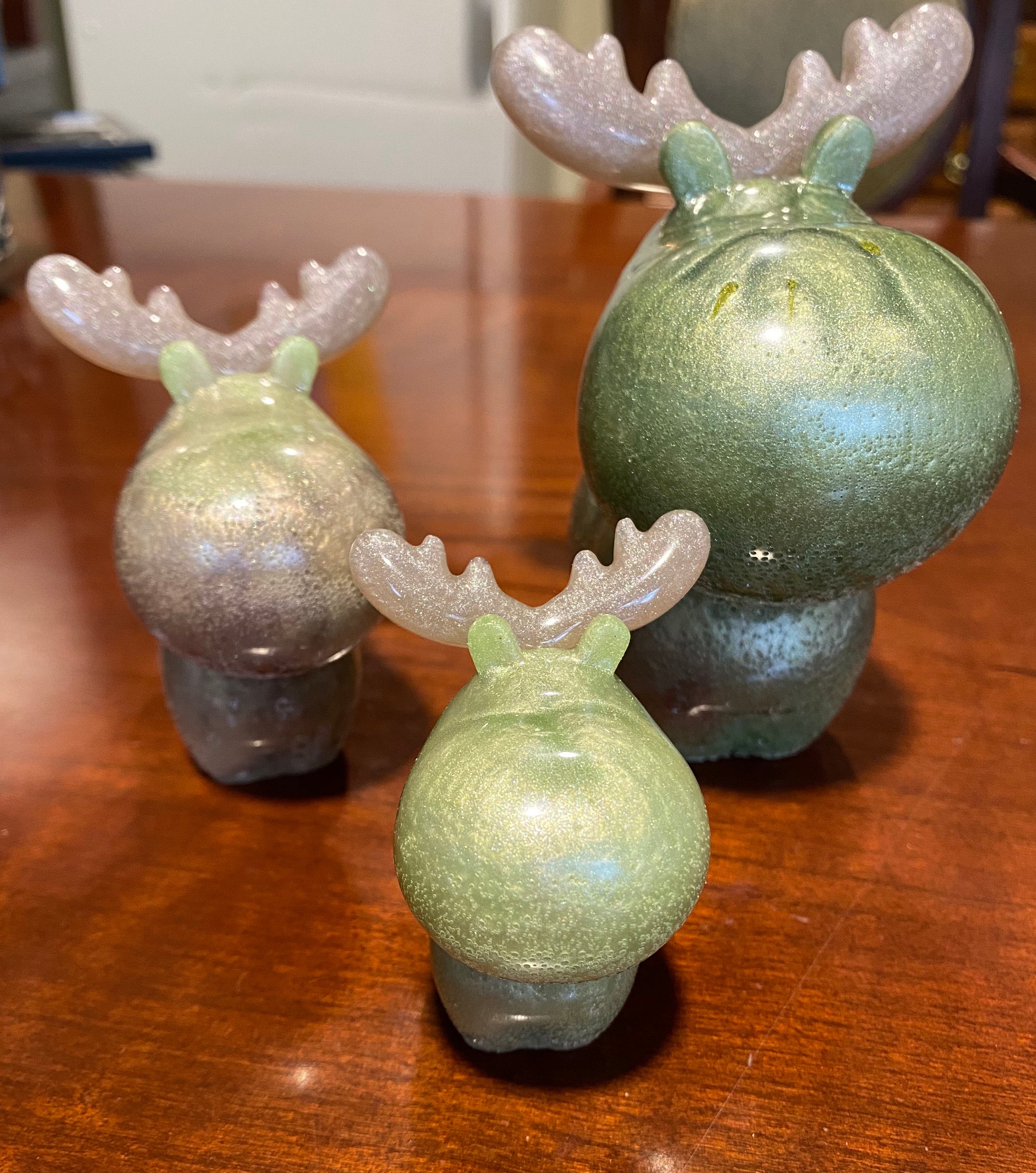 Moose with antlers epoxy resin figurines, Hippopotamus without antlers ...