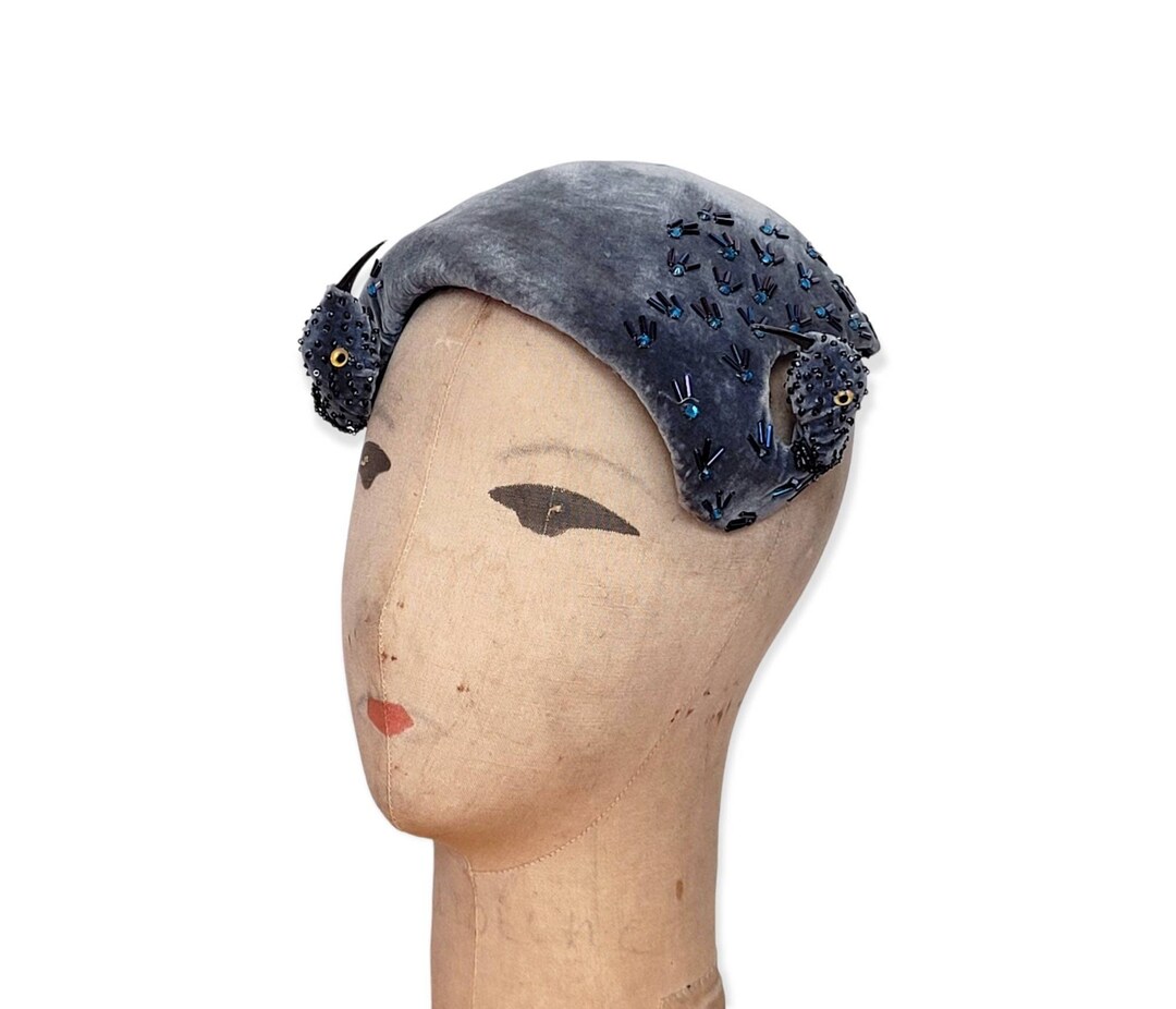 VINTAGE 1950s Birds Velvet Hat - Etsy