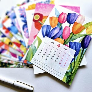 2025 Floral Desk Calendar With Gold Stand, 5x7 Watercolor Botanical ...