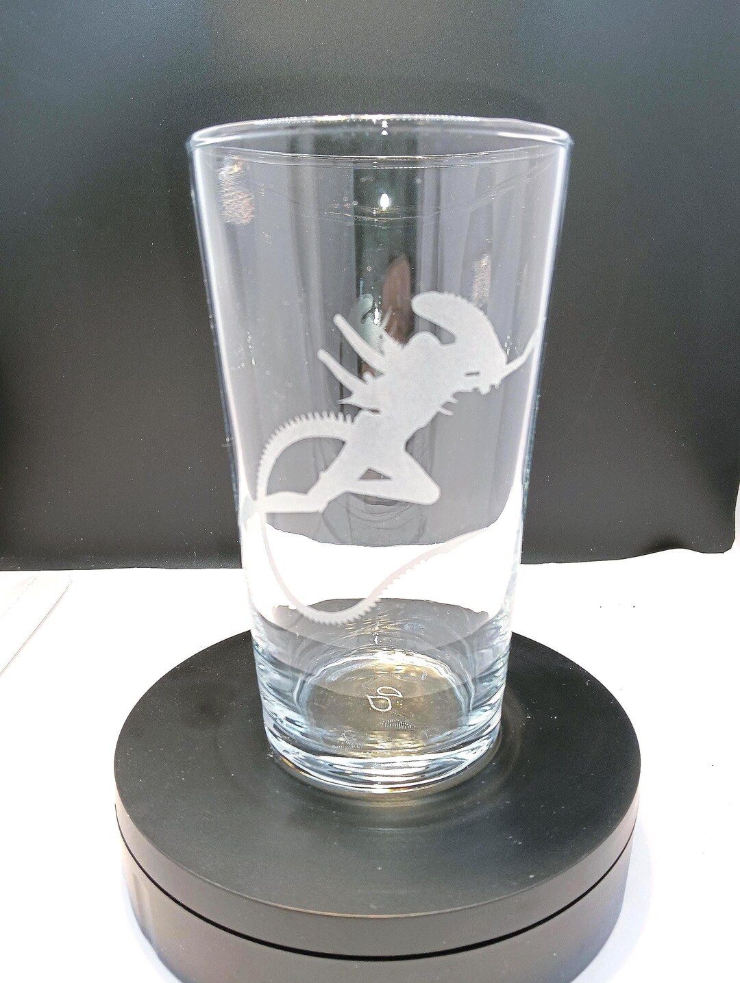 Alien Xenomorph Etched Glassware: Pint Glass, Tankard, Coaster ...