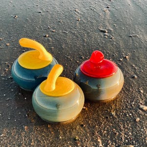 Handcrafted Canadian Blown Glass Crystal Curling Rock Decoration - Etsy