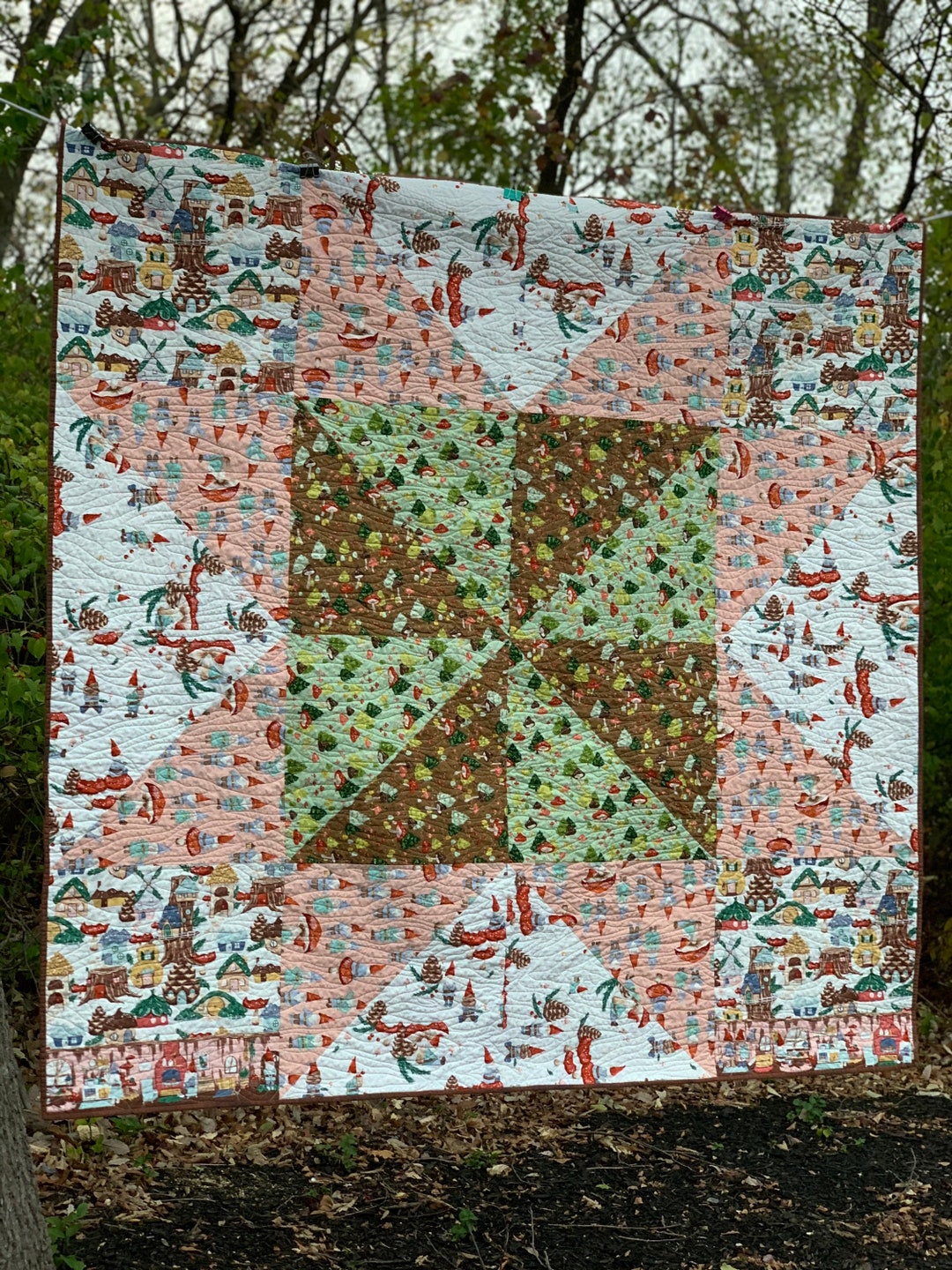Giant Star Quilt - Alexander Henry Gnomes - Etsy