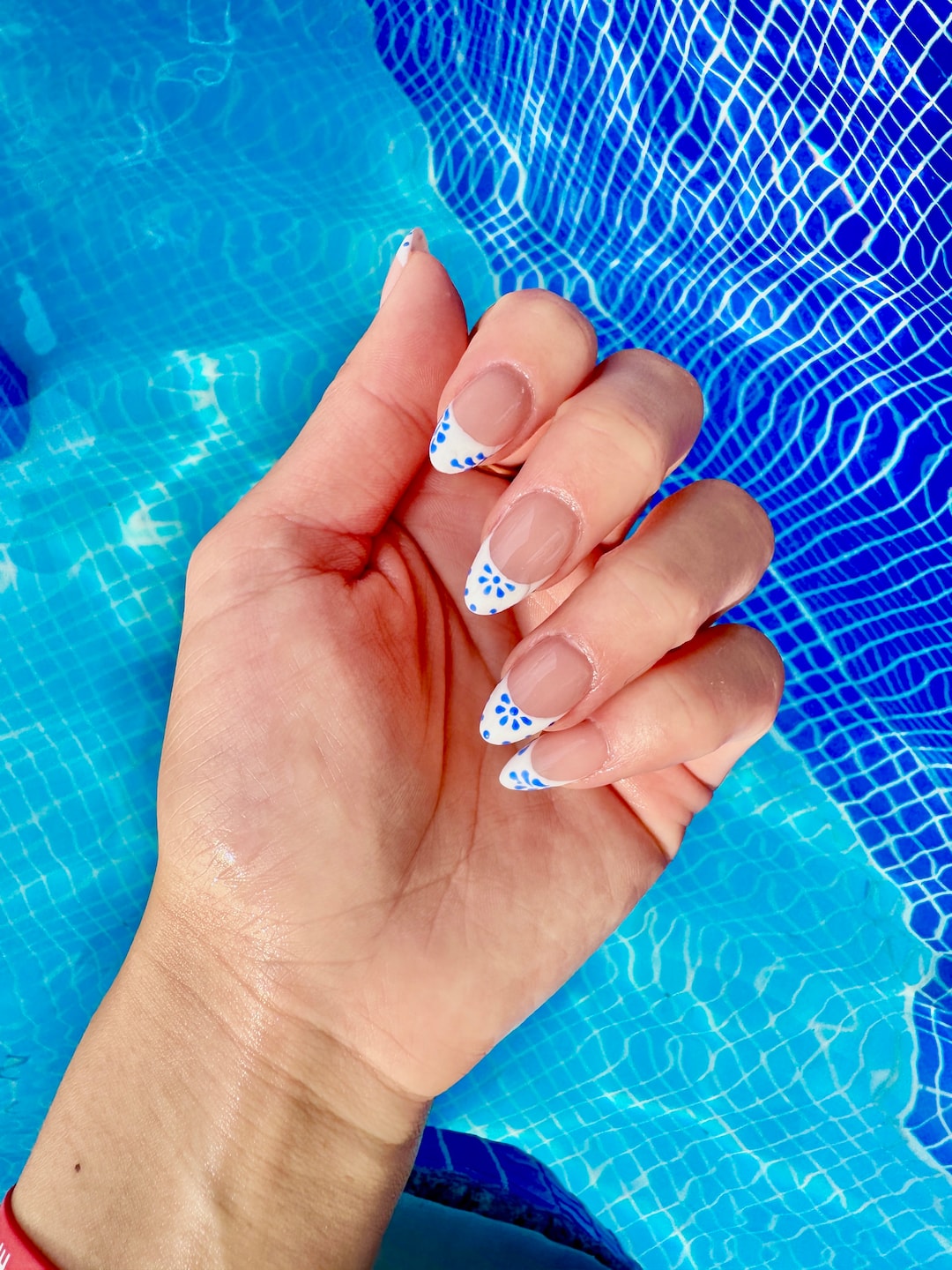 Clase Azul European Tile Press-on Nails | APRES GEL-X Hand-painted ...