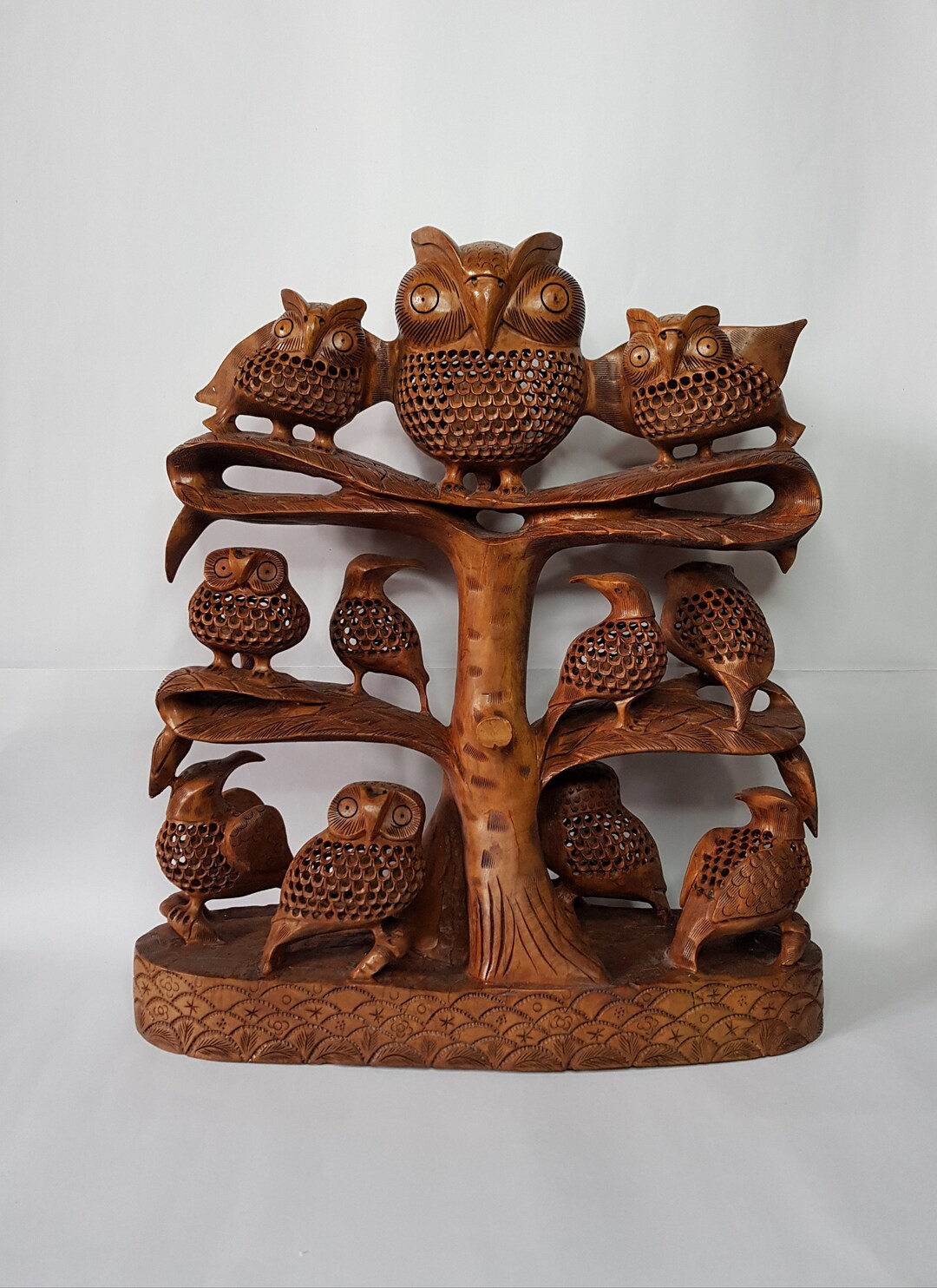 19inch Walnut Owl Family Figurine Curio Handmade Walnut Net Carved ...