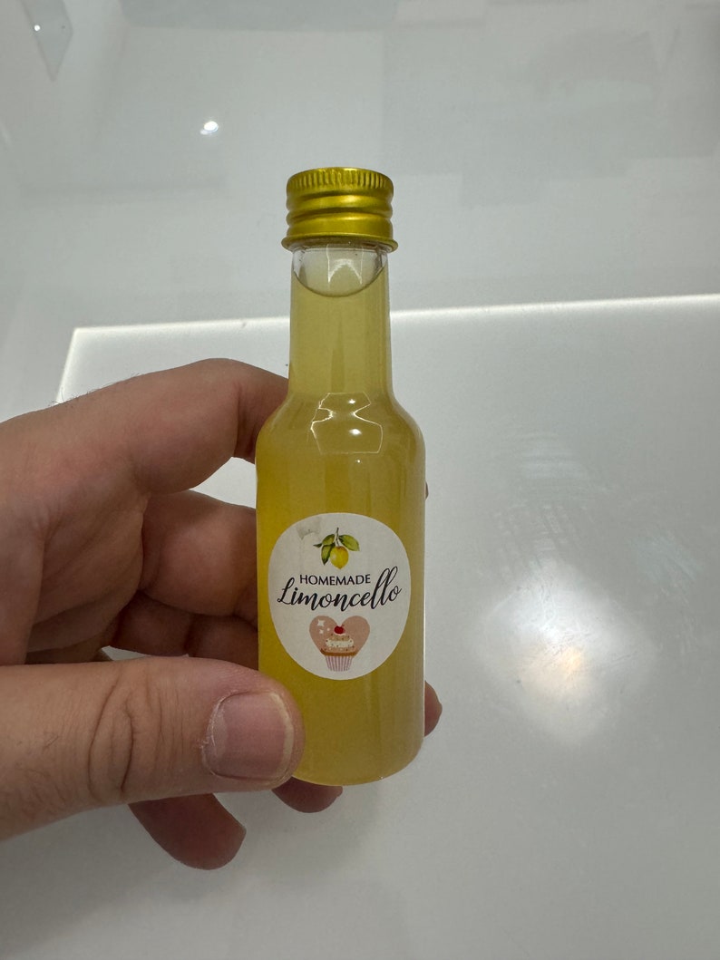 Limoncello in Resealable Bottle Personalized Label Gift Idea Party ...