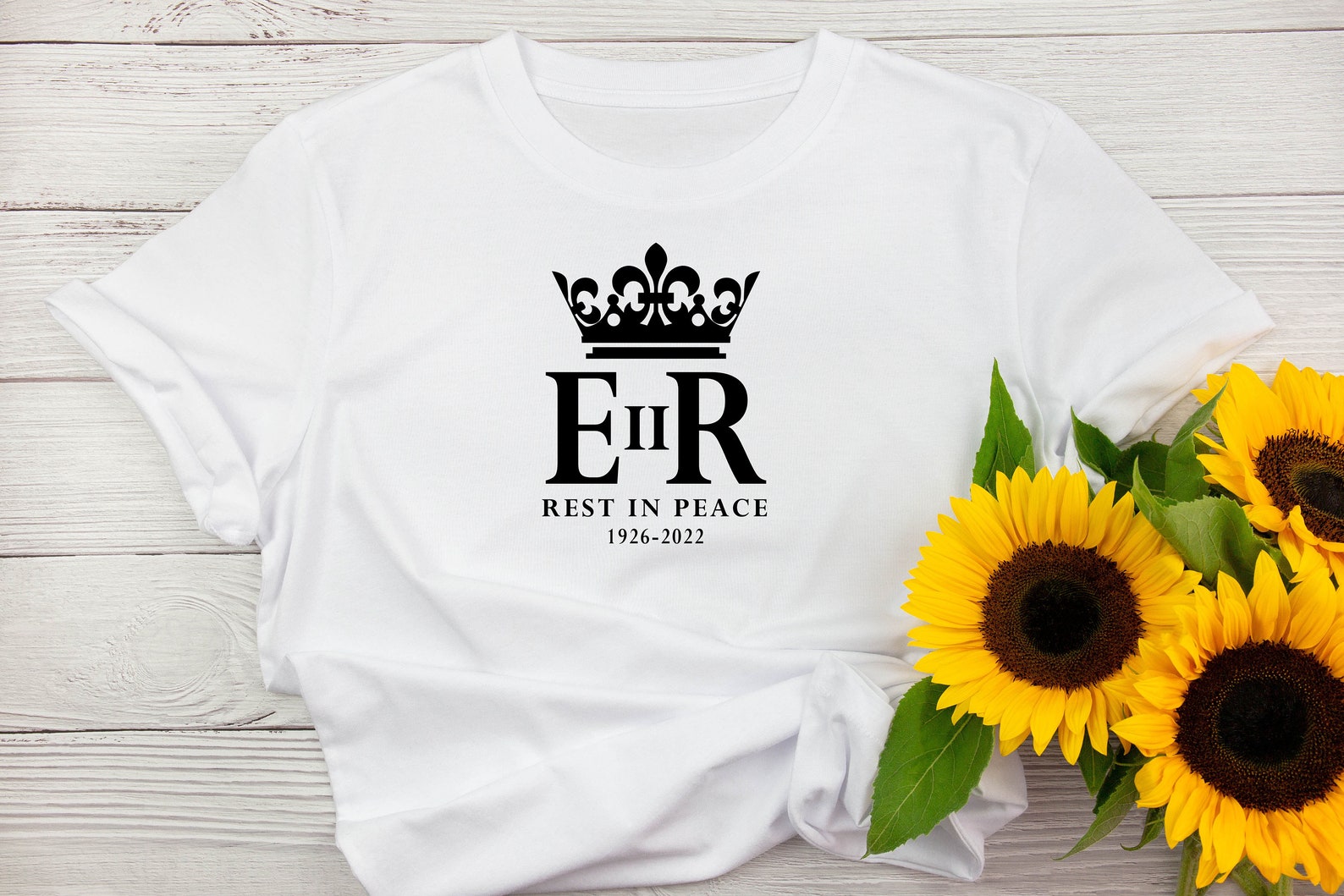 RIP Queen Elizabeth II Svg London Bridge is Down Svg in - Etsy