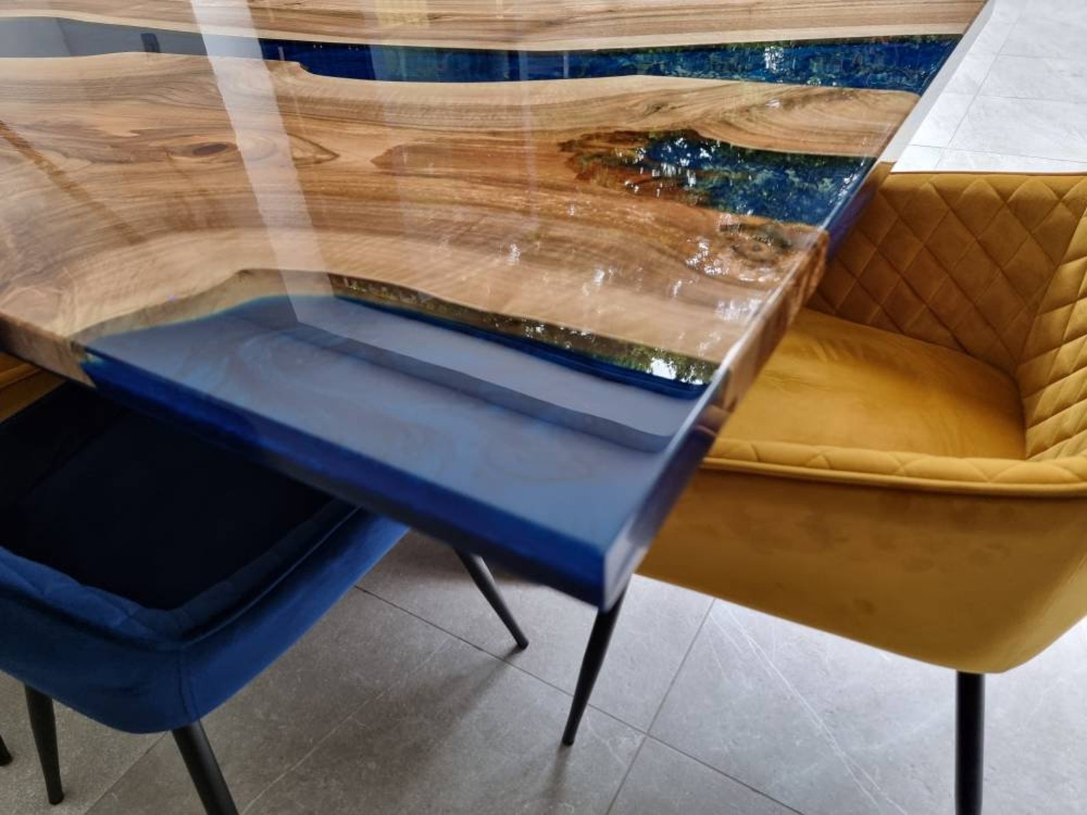 Live Edge Bespoke Resin Dining Table Made of Walnut and Oak. - Etsy