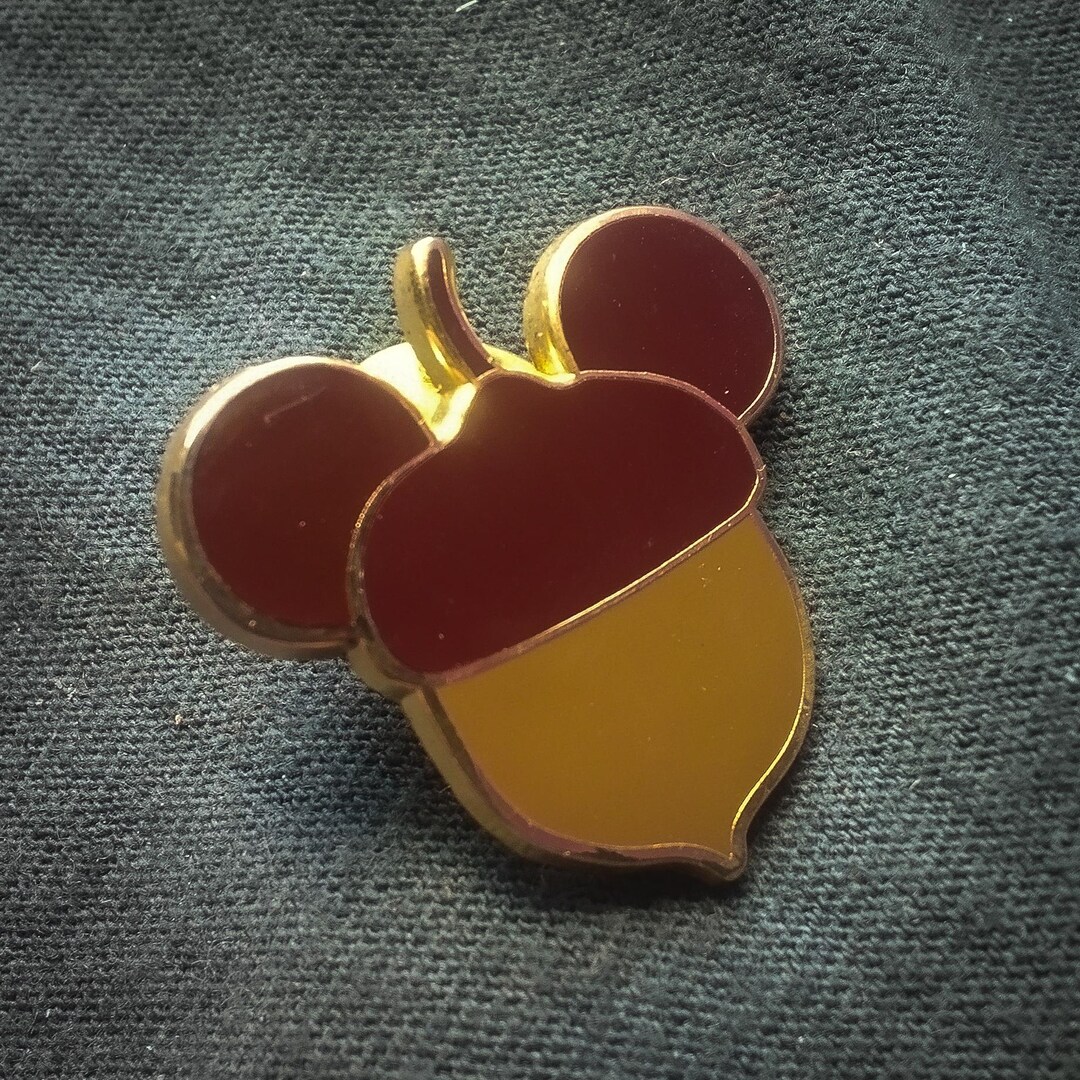Walt Disney Micky Mouse Acorn Enamel Pin - Etsy