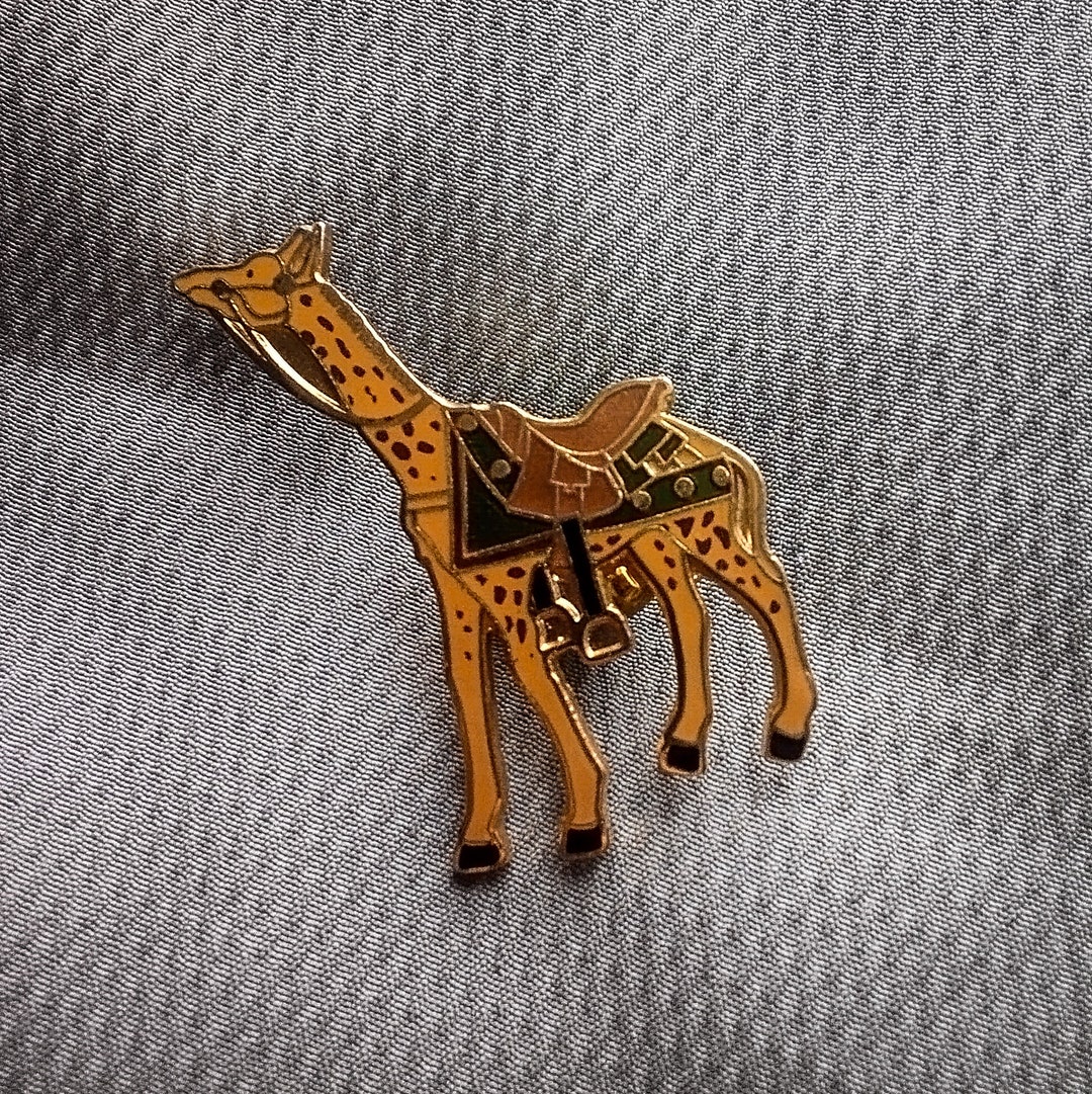 Vintage Saddled Giraffe Enamel Pin - Etsy