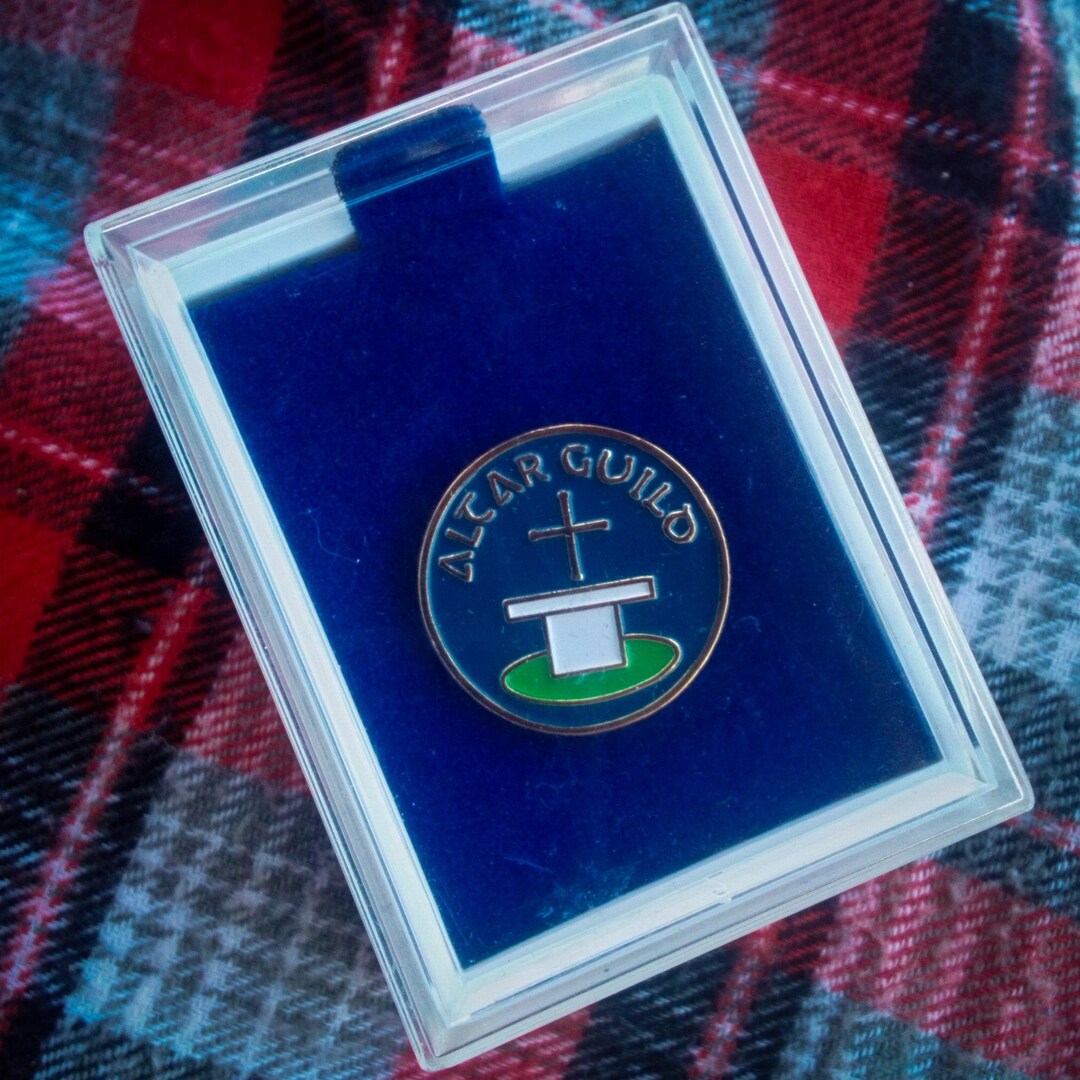 Vintage Catholic Alter Guild Enamel Pin - Etsy