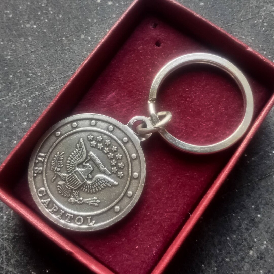 US Capitol Building Vintage Silver Plated Keychain - Etsy