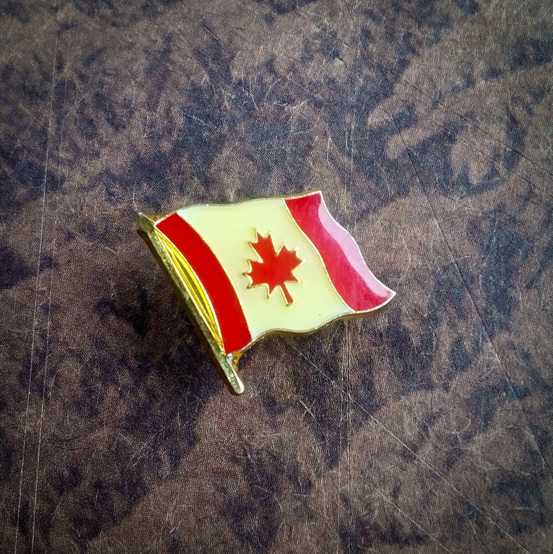 Retro Canadian Flag Lapel Pin - Etsy